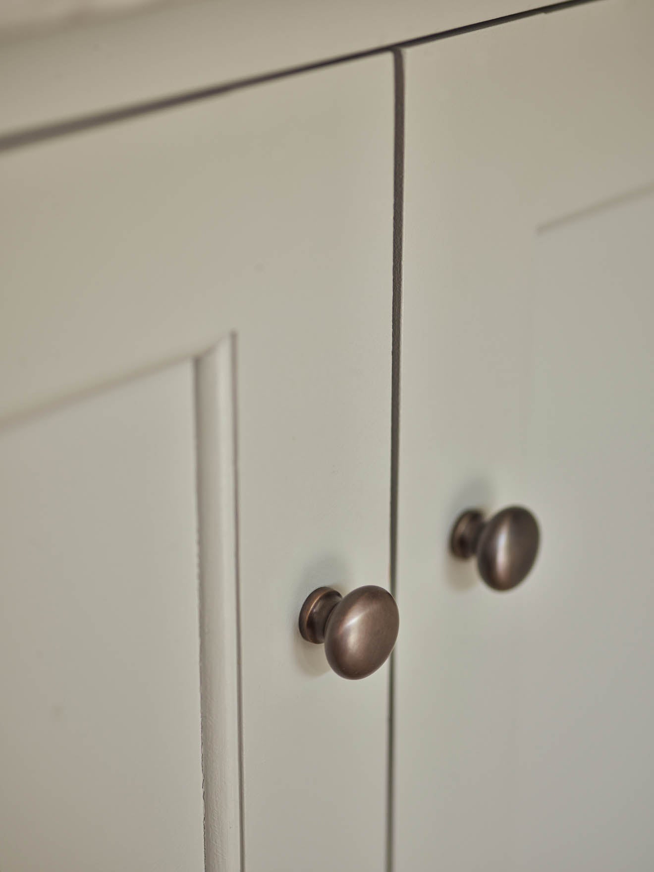 Grove Simple Knob, Small, Aged Bronze | Rowen & Wren