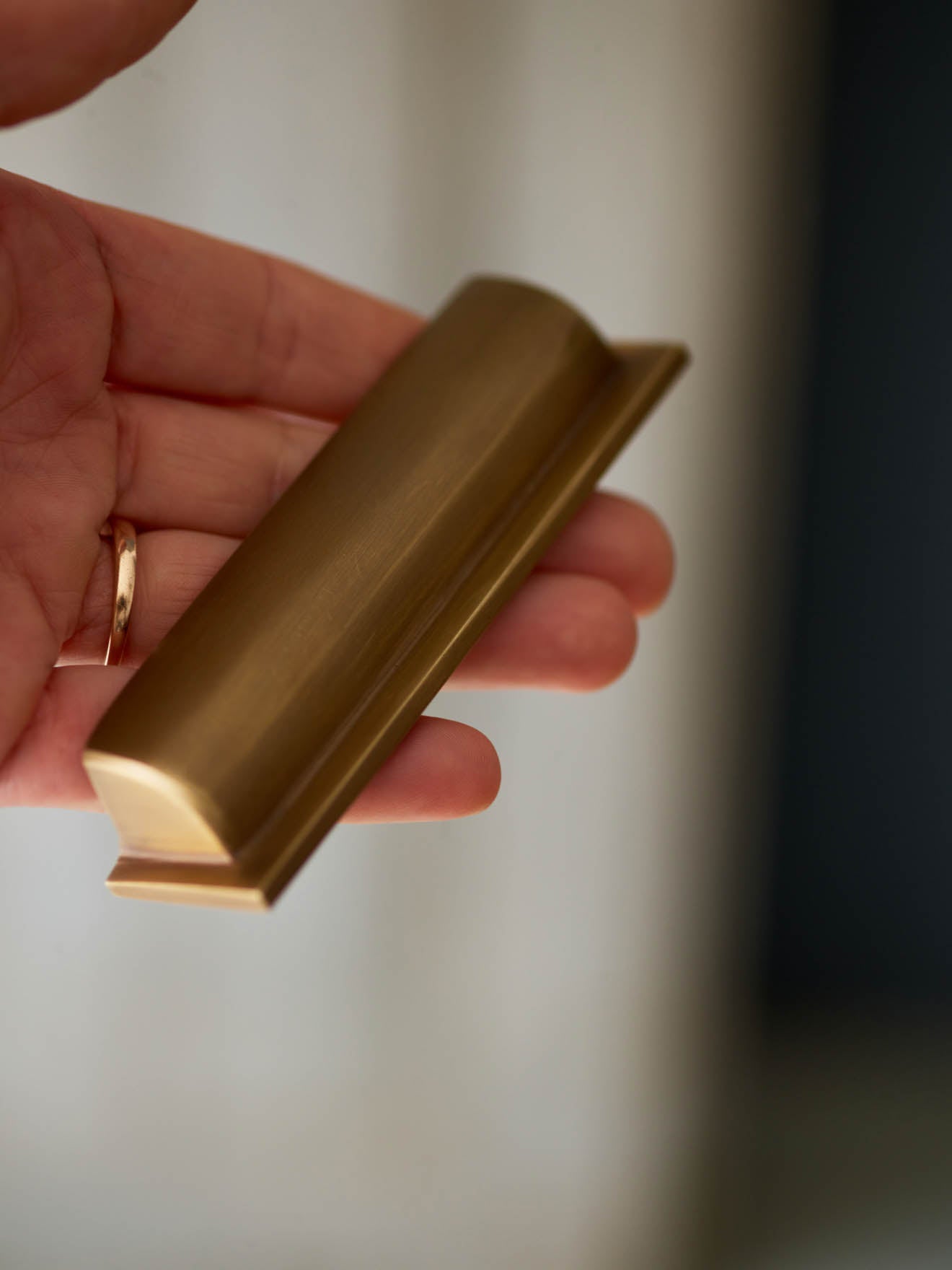 Grove Rectangular Cup Handle, Antique Brass | Rowen & Wren