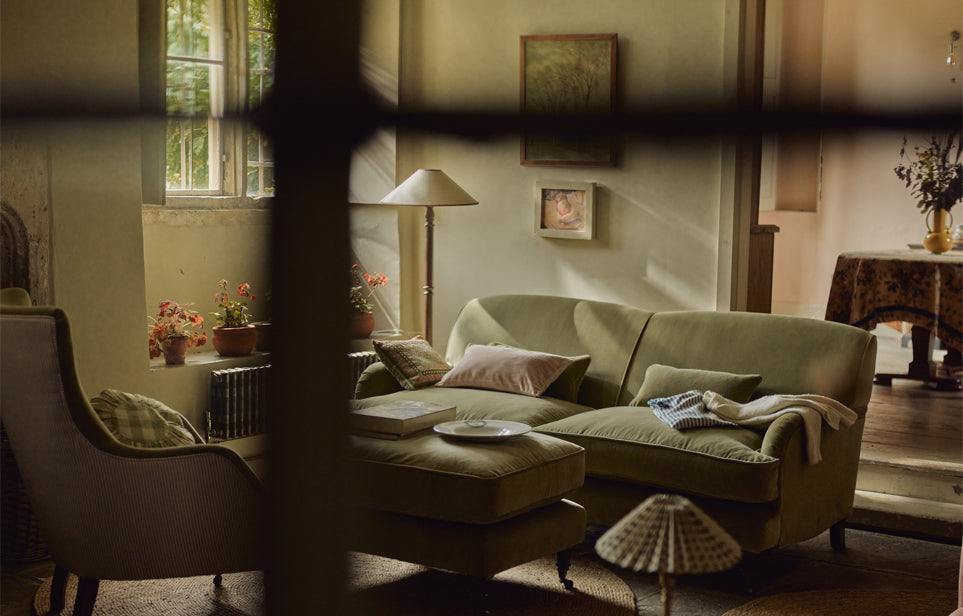 Our Story – Rowen & Wren