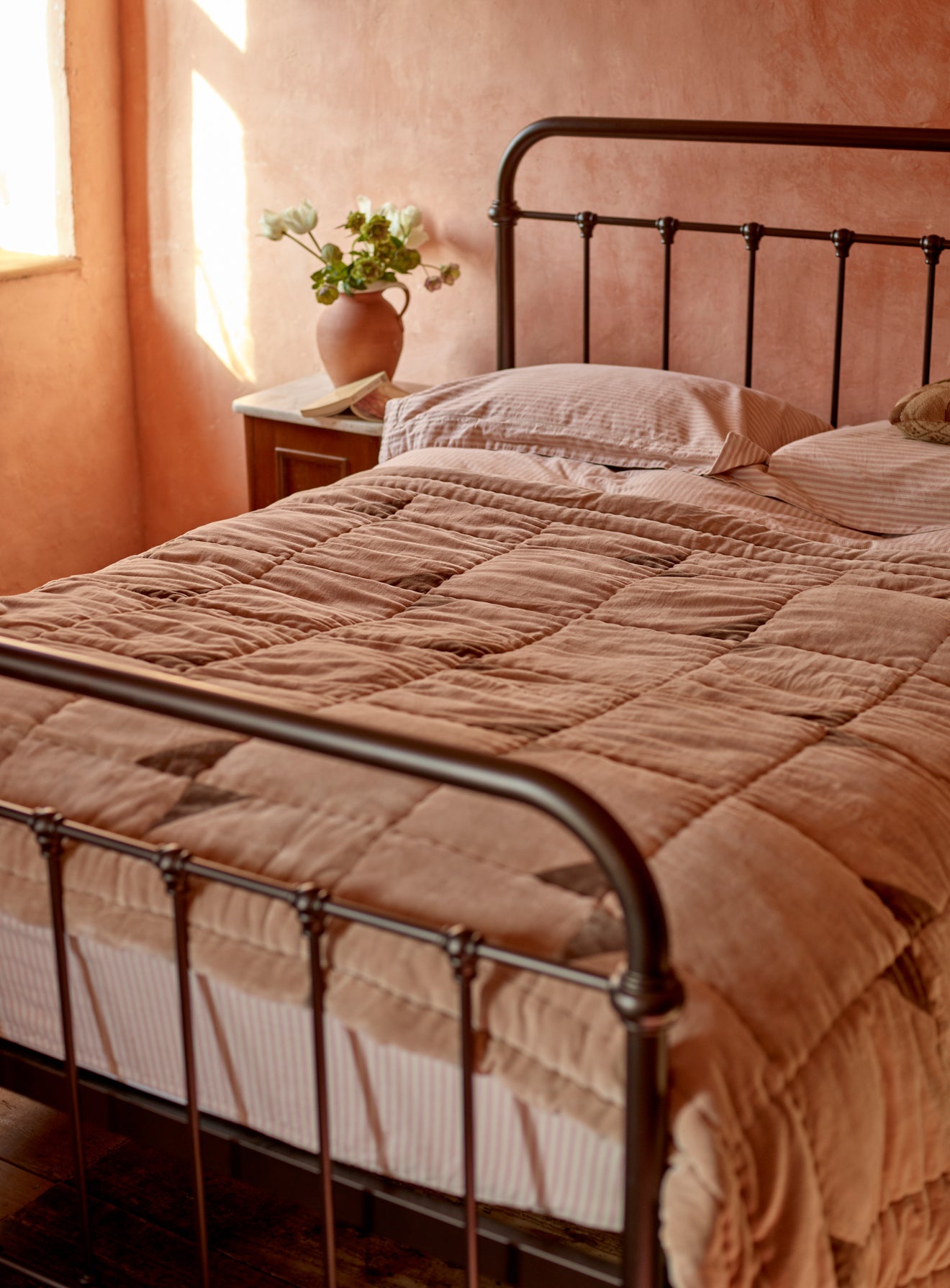 Matilda Velvet Patchwork Quilt – Rowen & Wren