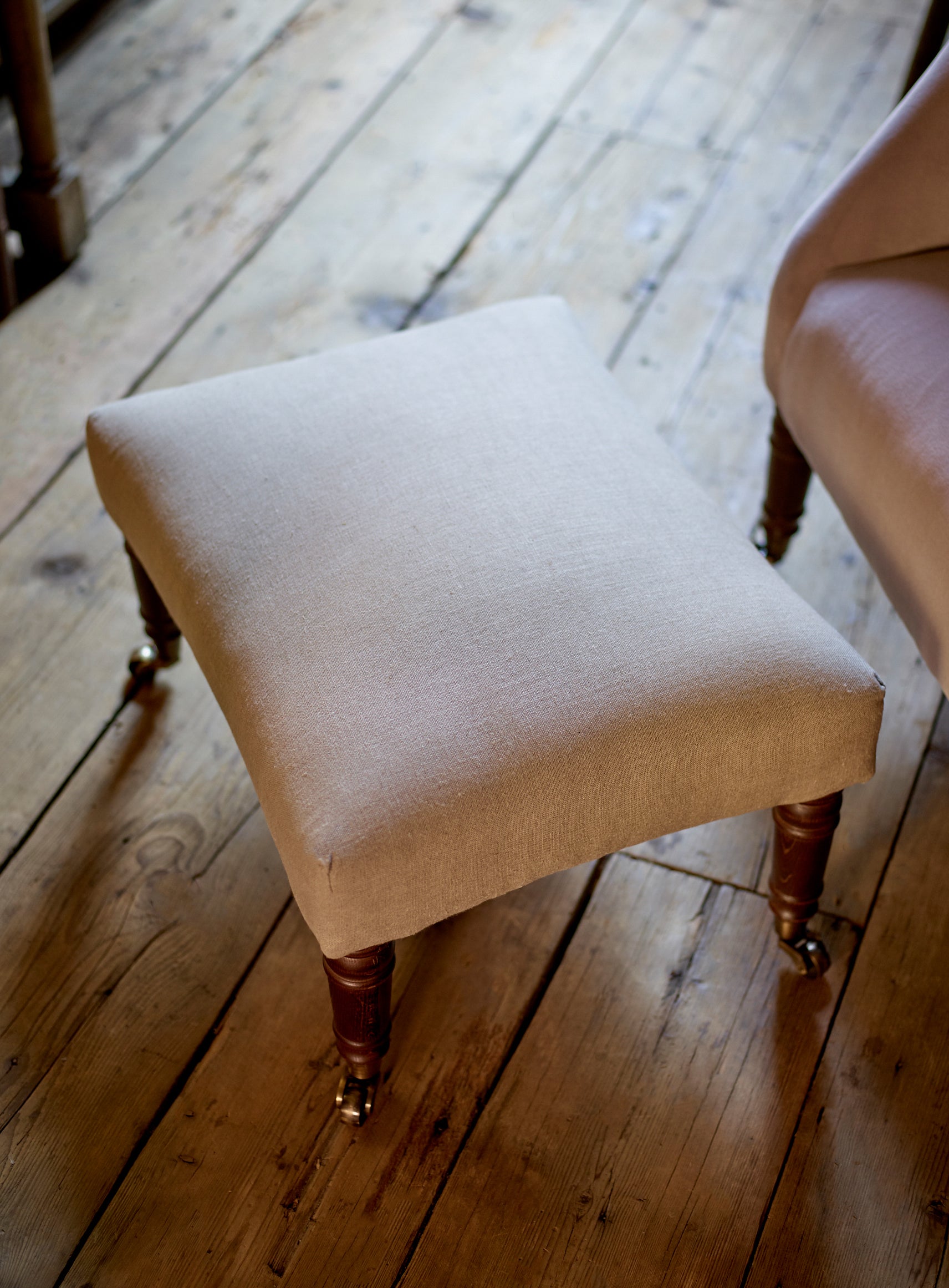 Edmund Footstool, Small, Natural Linen | Rowen & Wren