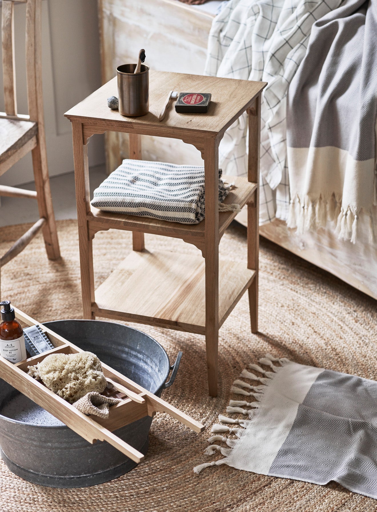 Harpley Oak Side Table | Rowen & Wren