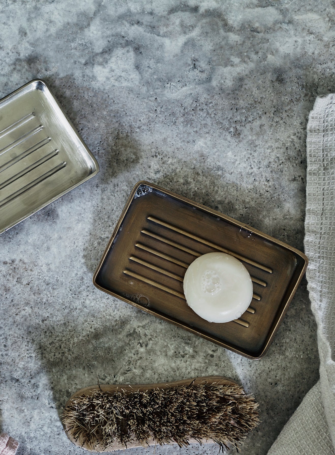Bilton Soap Dish | Metal Soap Dish | Rowen & Wren